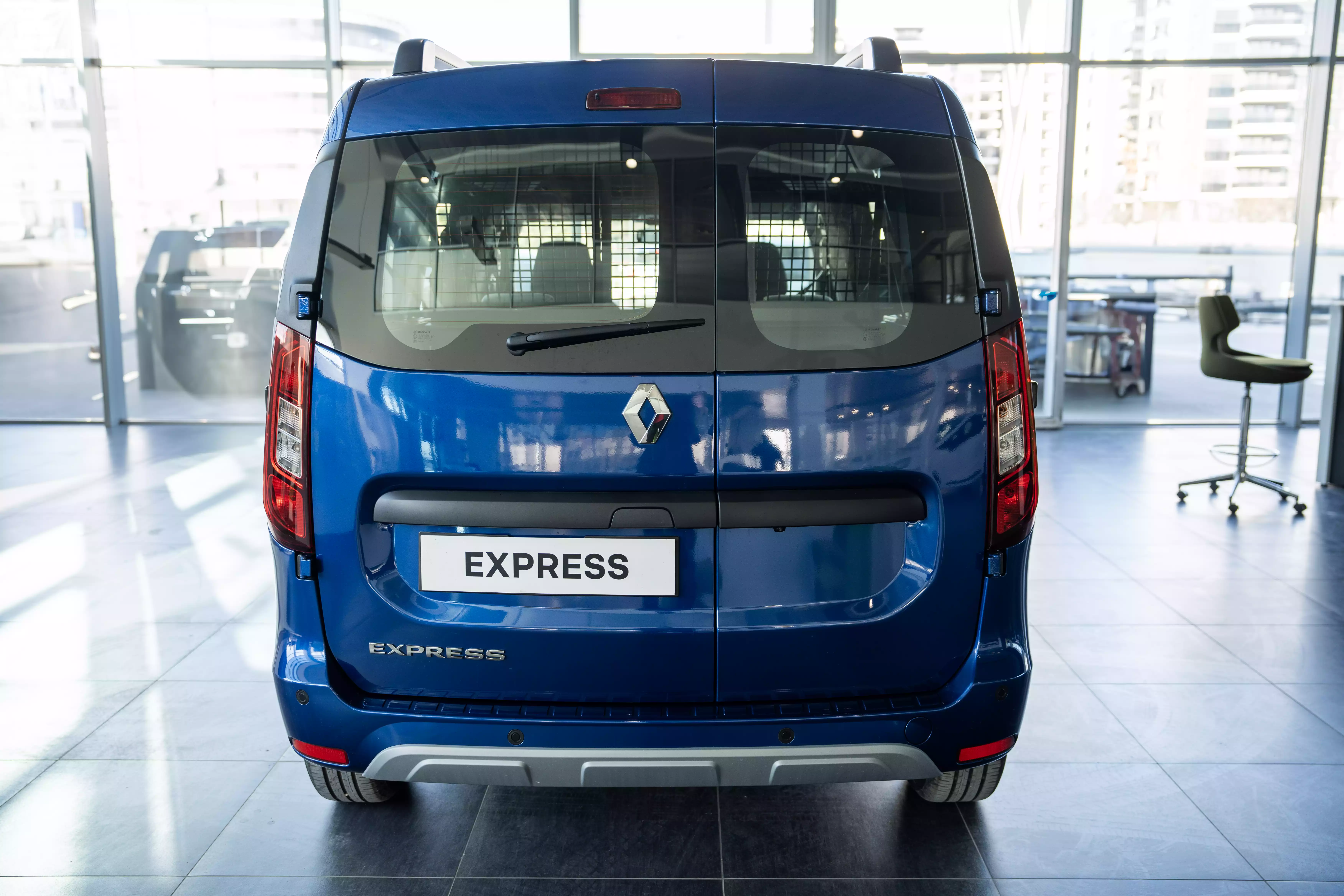 Yeni Renault Express Combi Sıfır Fiyatı ve Teknik Özellikleri