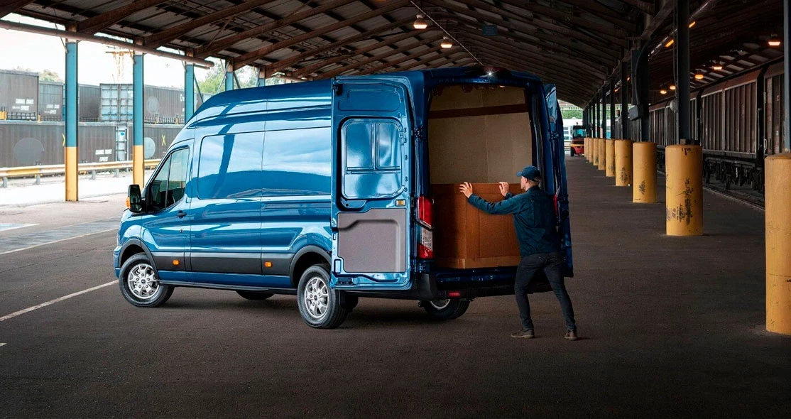 Transit Van Araç Detayları